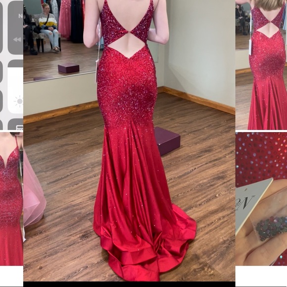 ellie wilde | Dresses | Ellie Wilde Prom Dress | Poshmark